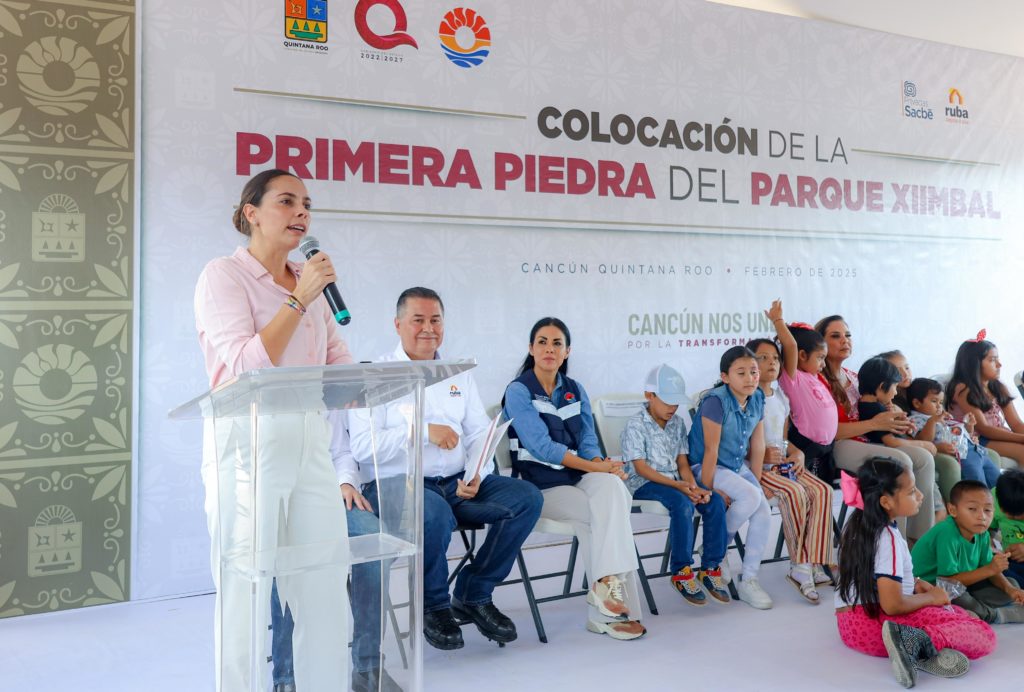 Parque Xiimbal | Colocan la primera piedra en la Sm. 249