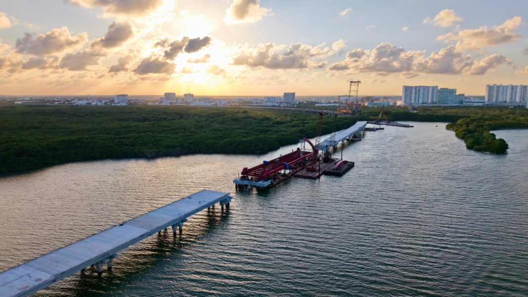 Puente Vehicular Nichupté | Avance de obra supera el 76%